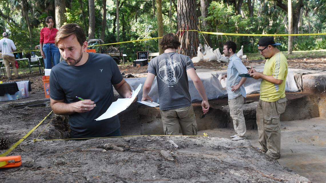 New discoveries being made at Hilton Head Indian shell ring | Hilton ...