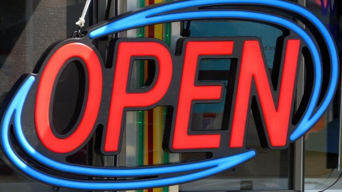 Pet Supplies Plus facility bringing 275 new jobs to Midlands | The State